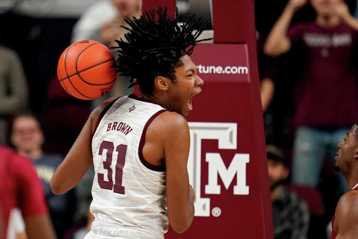Texas A&M beats Arkansas to start SEC play 2-0 for 1st time in 6 years