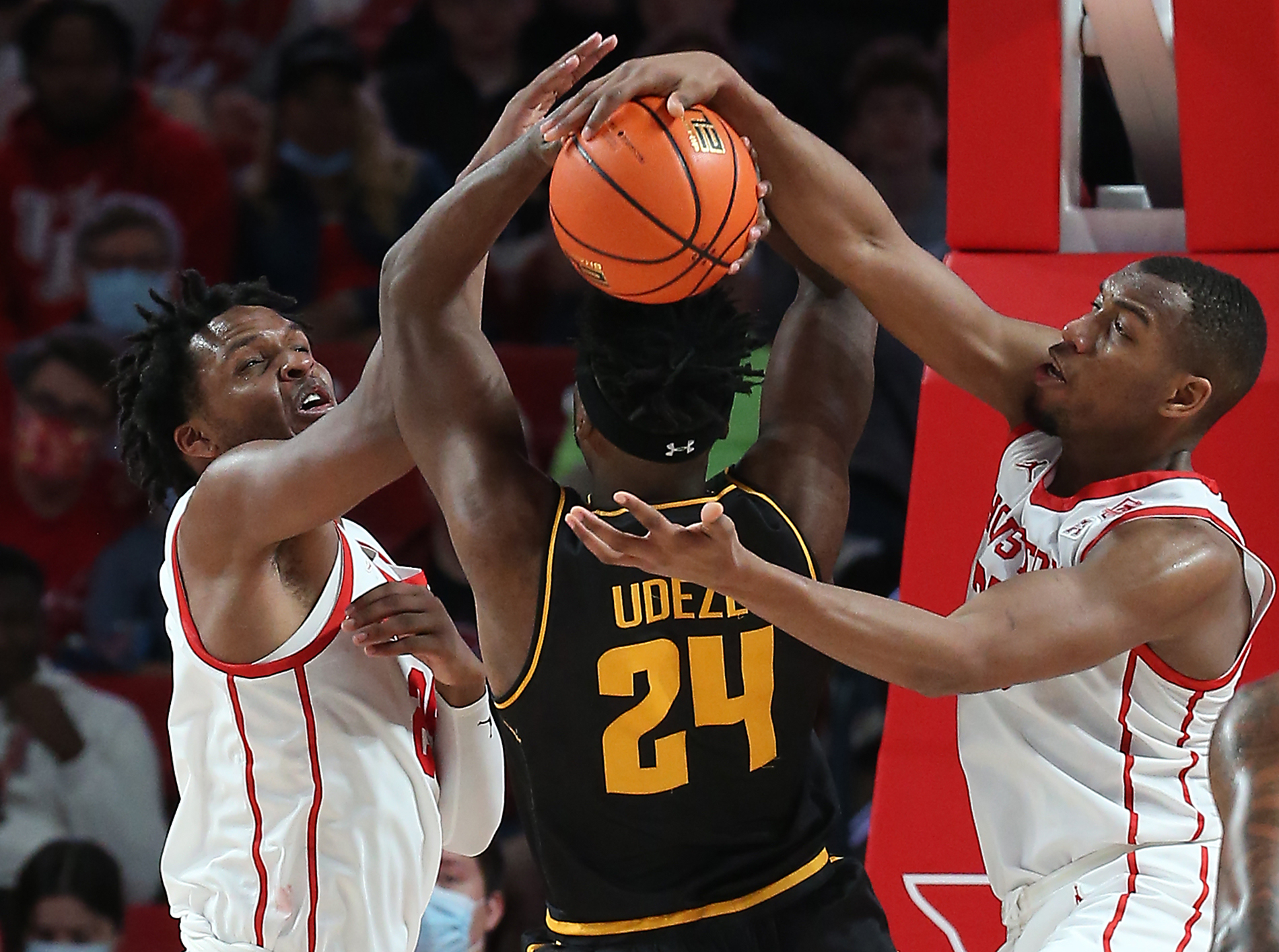 Breaking down Houston's No. 11 ranking in AP basketball poll