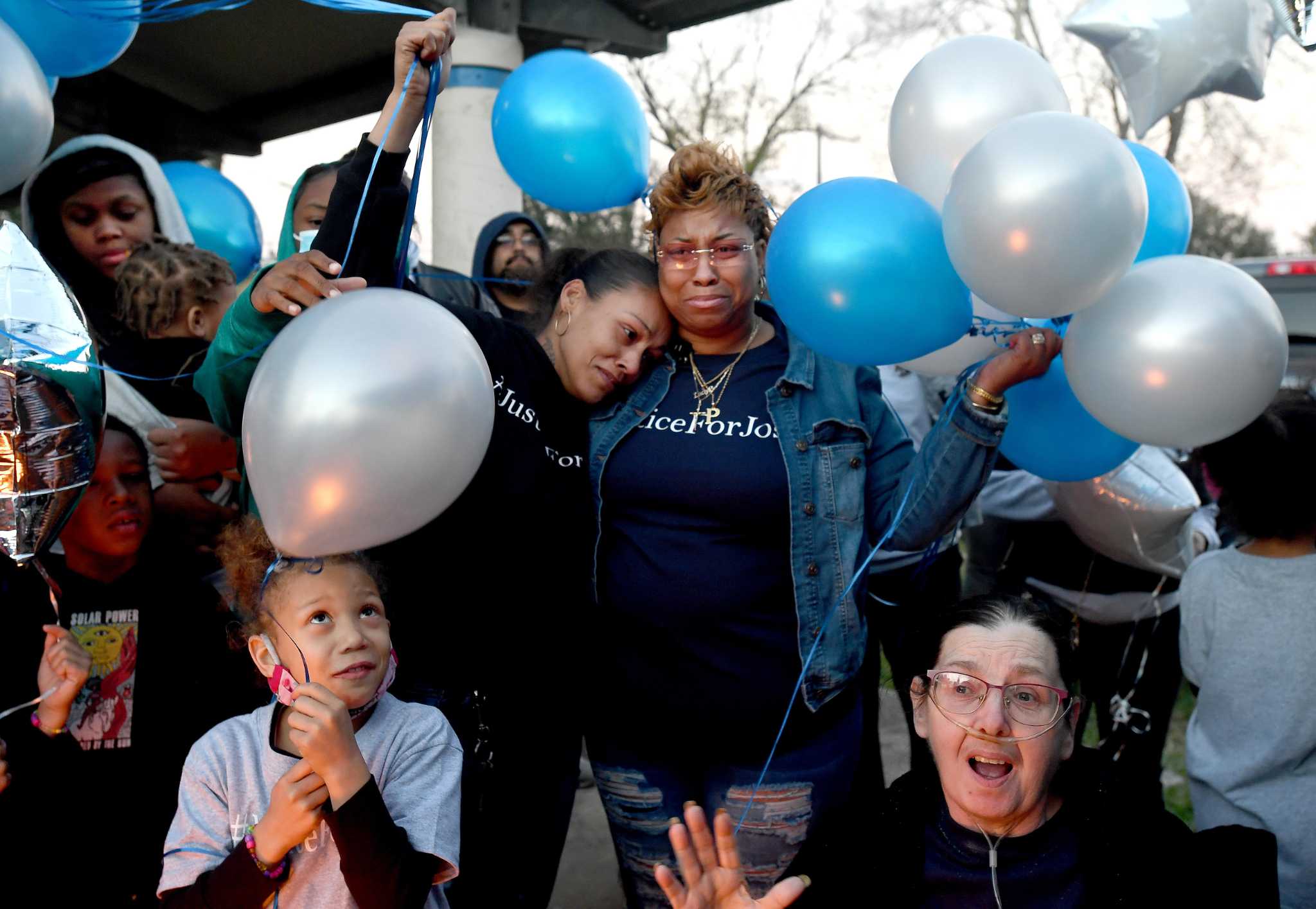 Community gathers to remember last homicide victim of 2021
