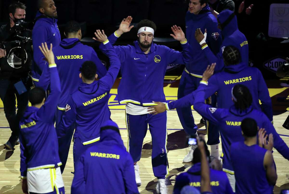 Klay Thompson makes triumphant return to Warriors after 941-day hiatus