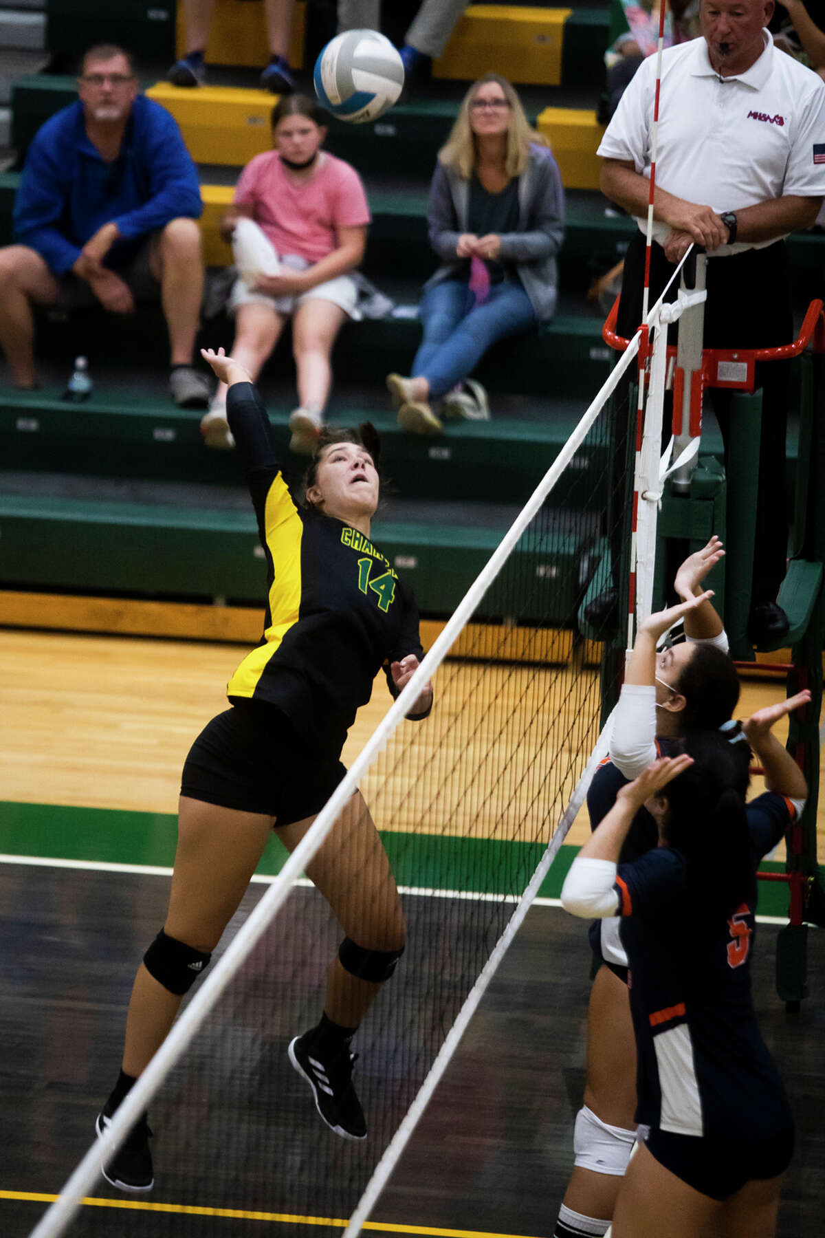 Prep Profile: Dow High's Abby Rey