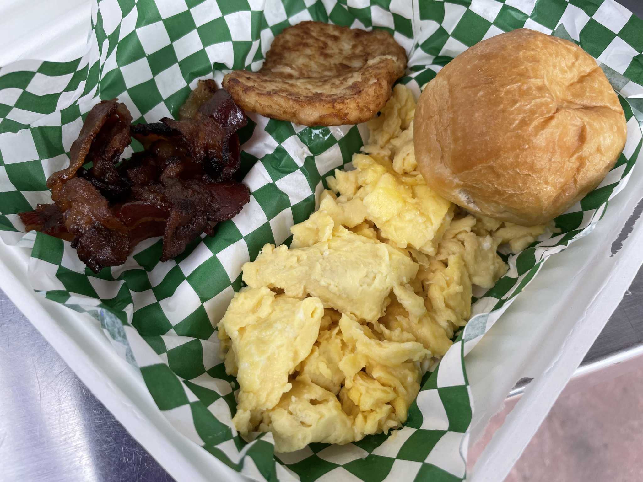 The Breakfast Truck opens in Southtown with eggs, grilled cheese and more