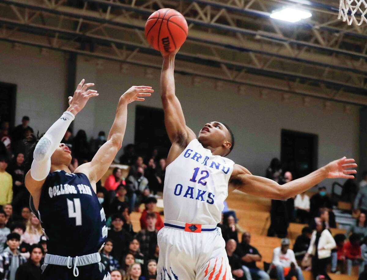 College Park alone in first after win at Grand Oaks