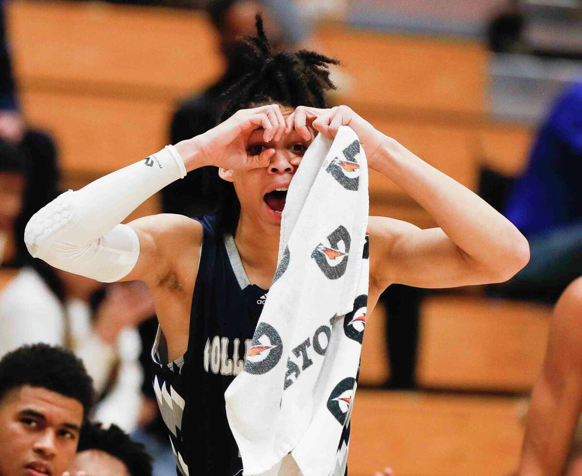 College Park alone in first after win at Grand Oaks