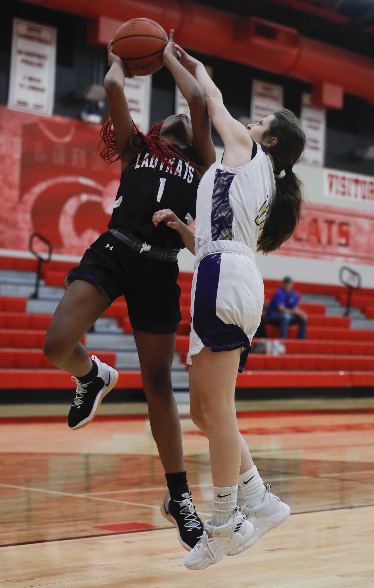 Hoops roundup: Willis girls win first 6A district game; Magnolia West ...