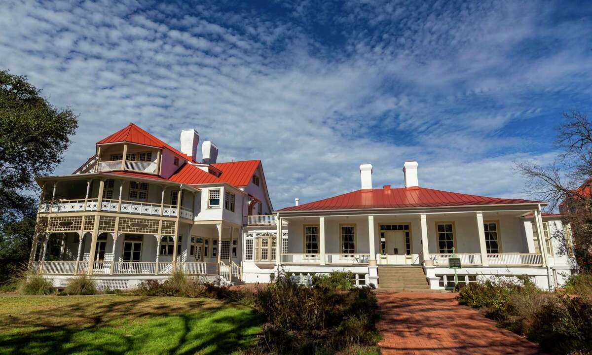 Historic photos of University of the Incarnate Word in San Antonio show ...