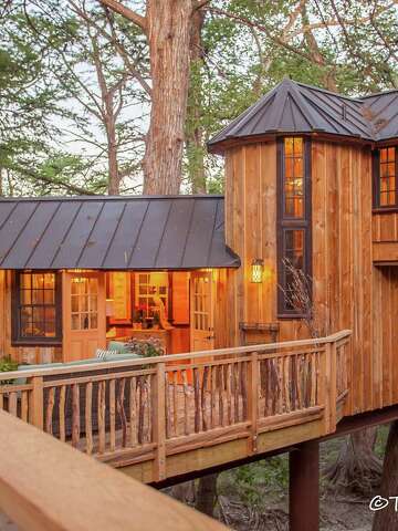 Hill Country treehouse rentals let you put your partner above all else ...