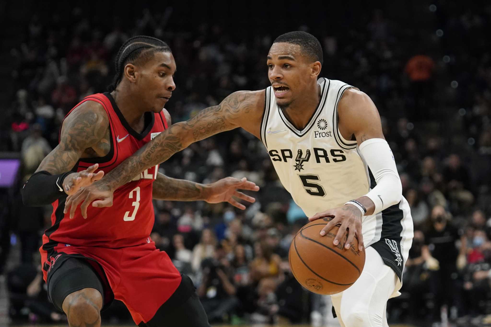 Jan. 12: Rockets 128, Spurs 124