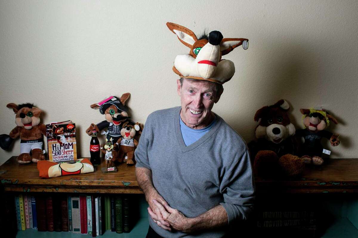 The San Antonio Spurs Coyote helped build the modern T-shirt cannon, a ...