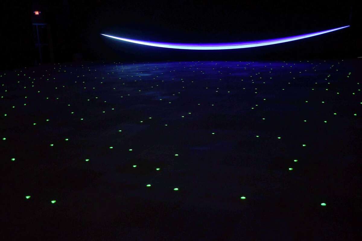 Houston’s new virtual reality space experience is so realistic it made ...