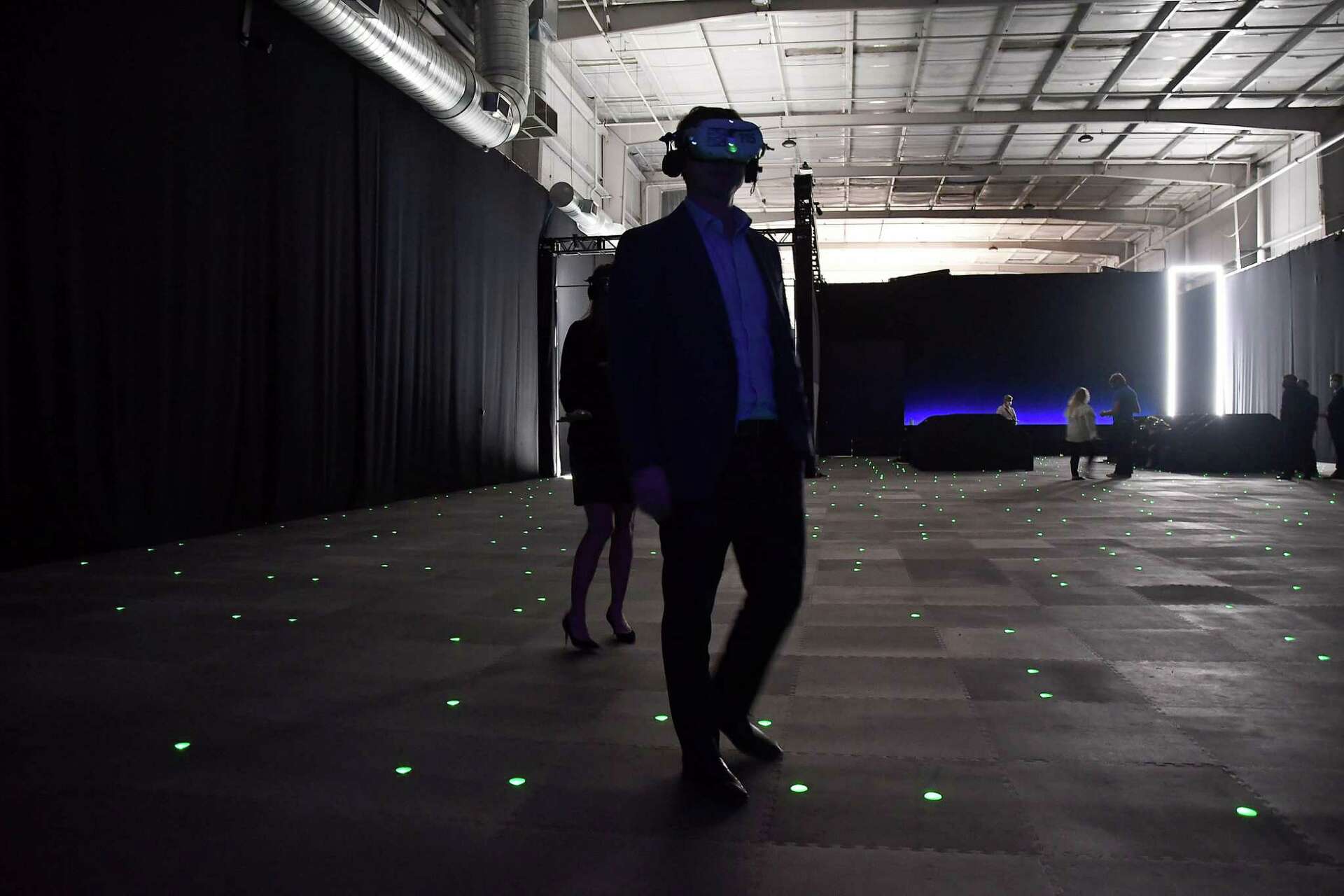 Houston’s new virtual reality space experience is so realistic it made ...