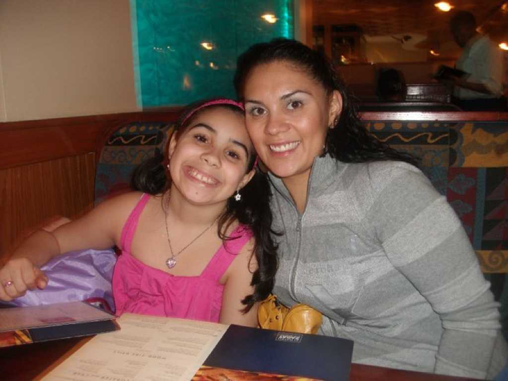 Program helps pregnant teens stay in school