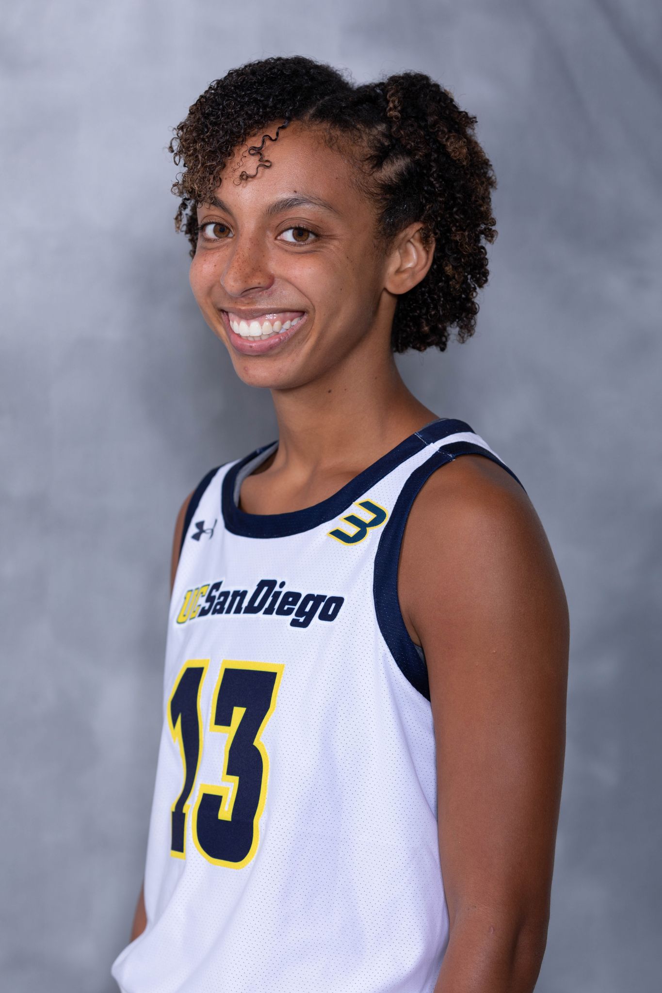 All In: Sydney Brown dedicates UC San Diego basketball season to late mom