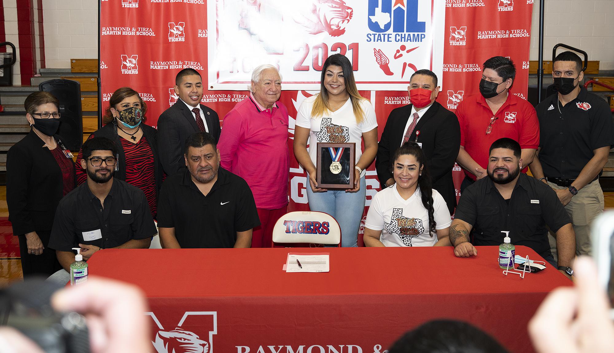 Martin’s Melanie Duron officially signs with Texas State