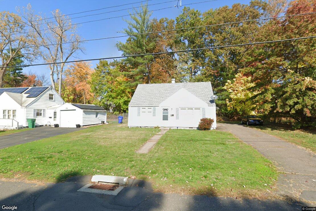 Single family residence sells in Bloomfield for $175,000