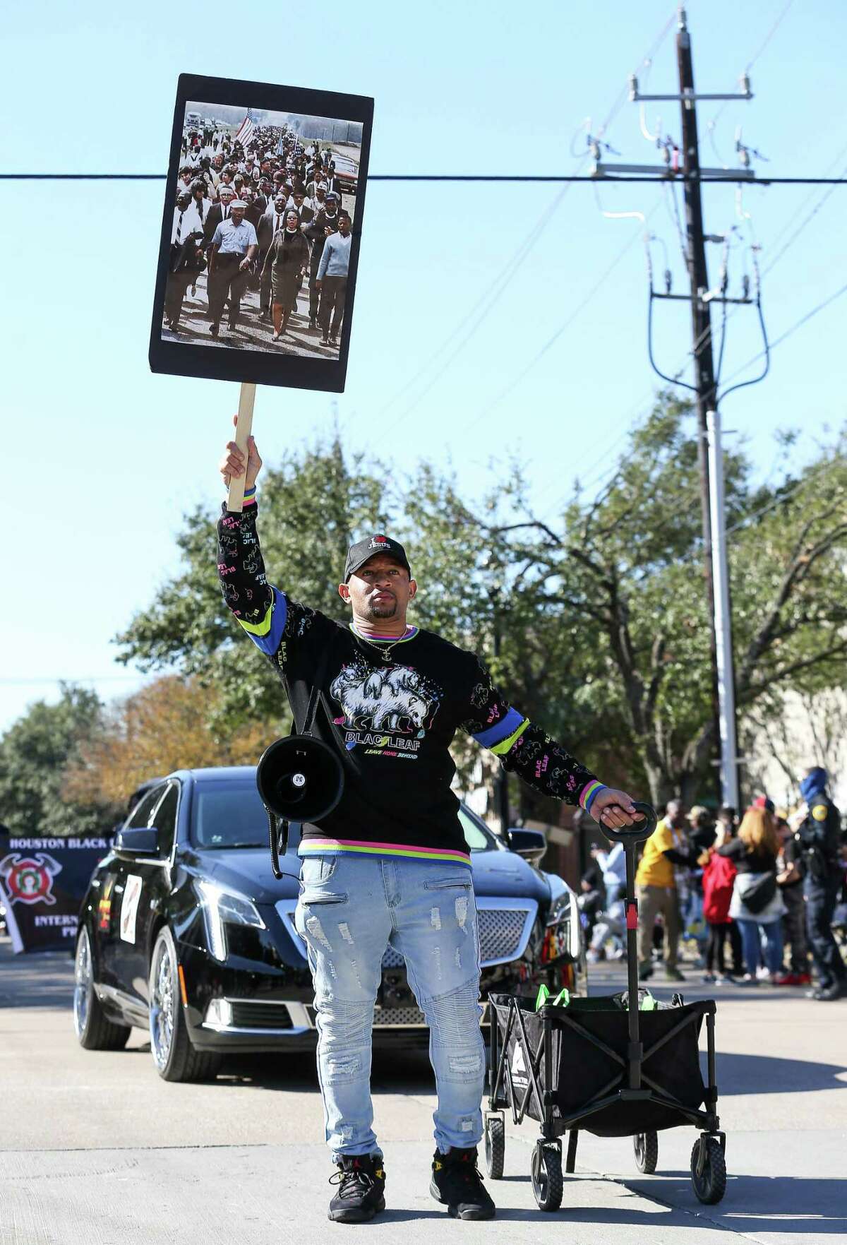 Thousands welcome back Houston’s Dr. Martin Luther King Jr. Day parades ...