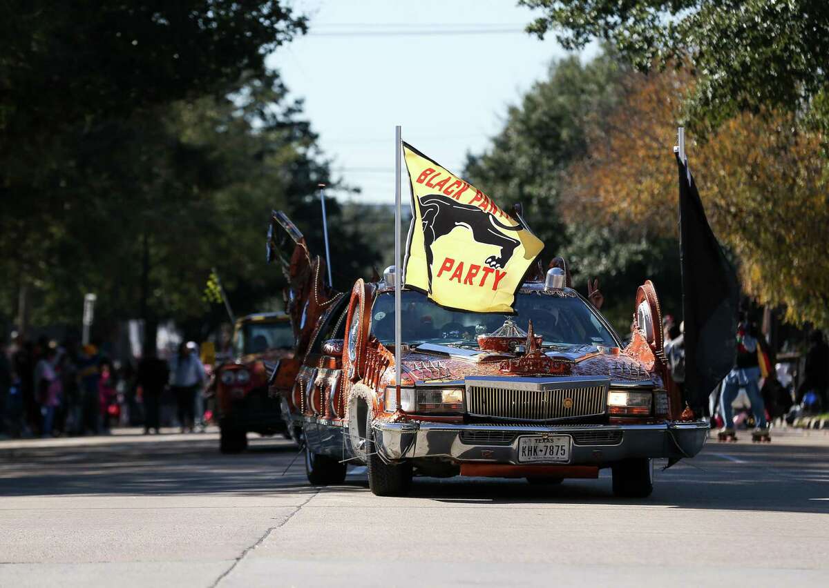 Thousands welcome back Houston’s Dr. Martin Luther King Jr. Day parades ...