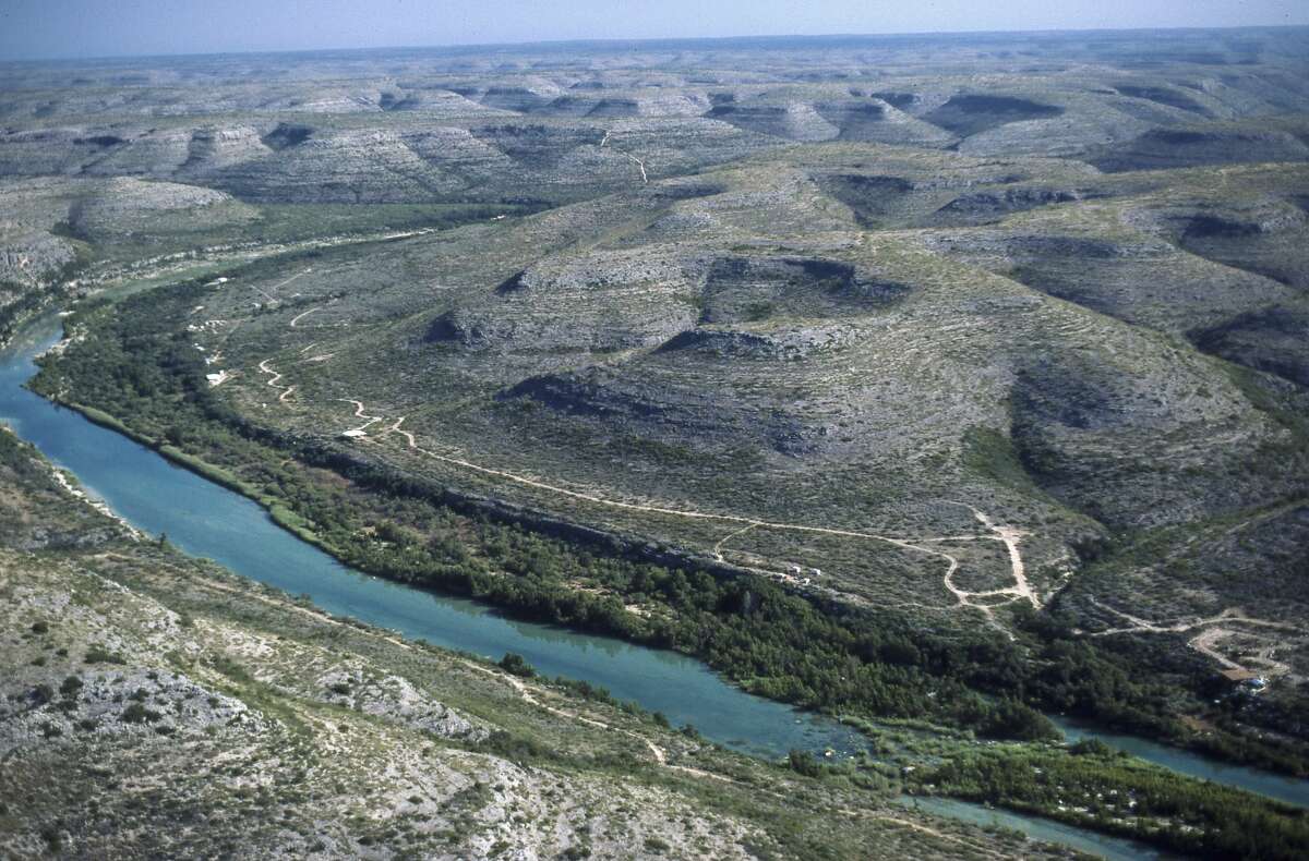 Texas Zoom backgrounds: Canyons, mountains, rivers and more