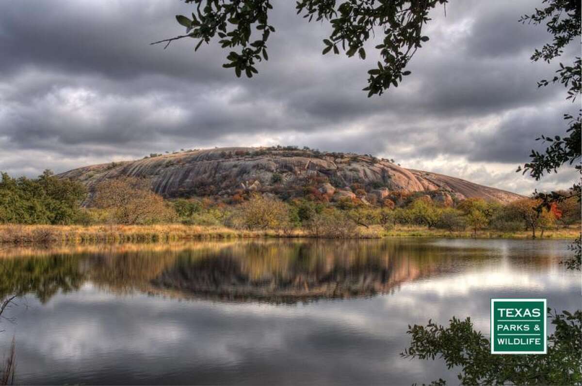 Texas Zoom backgrounds: Canyons, mountains, rivers and more