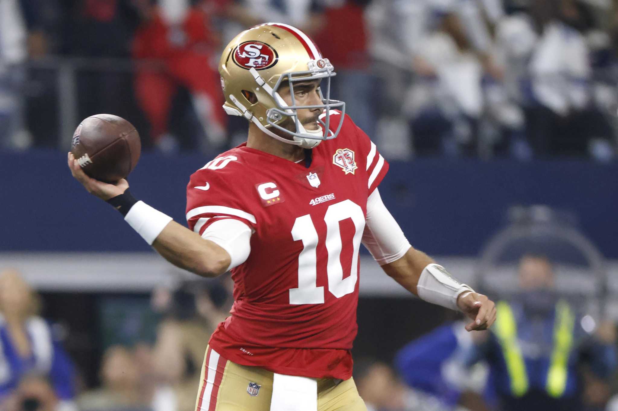 Jimmy Garoppolo s Play Slipped After A Sprained Shoulder Thesearchwizard