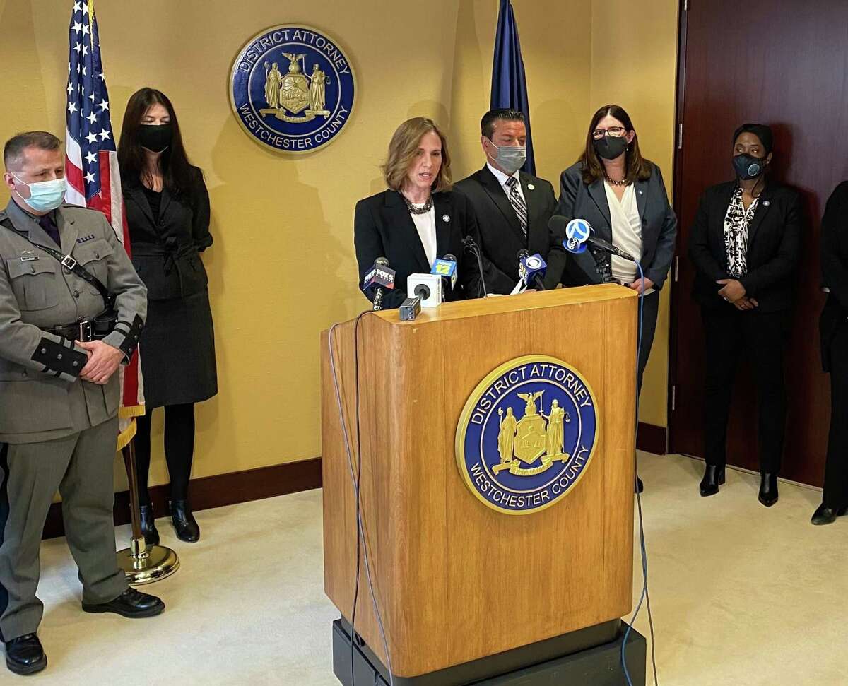 N.Y. prosecutor releases report on killing of Kathie Durst