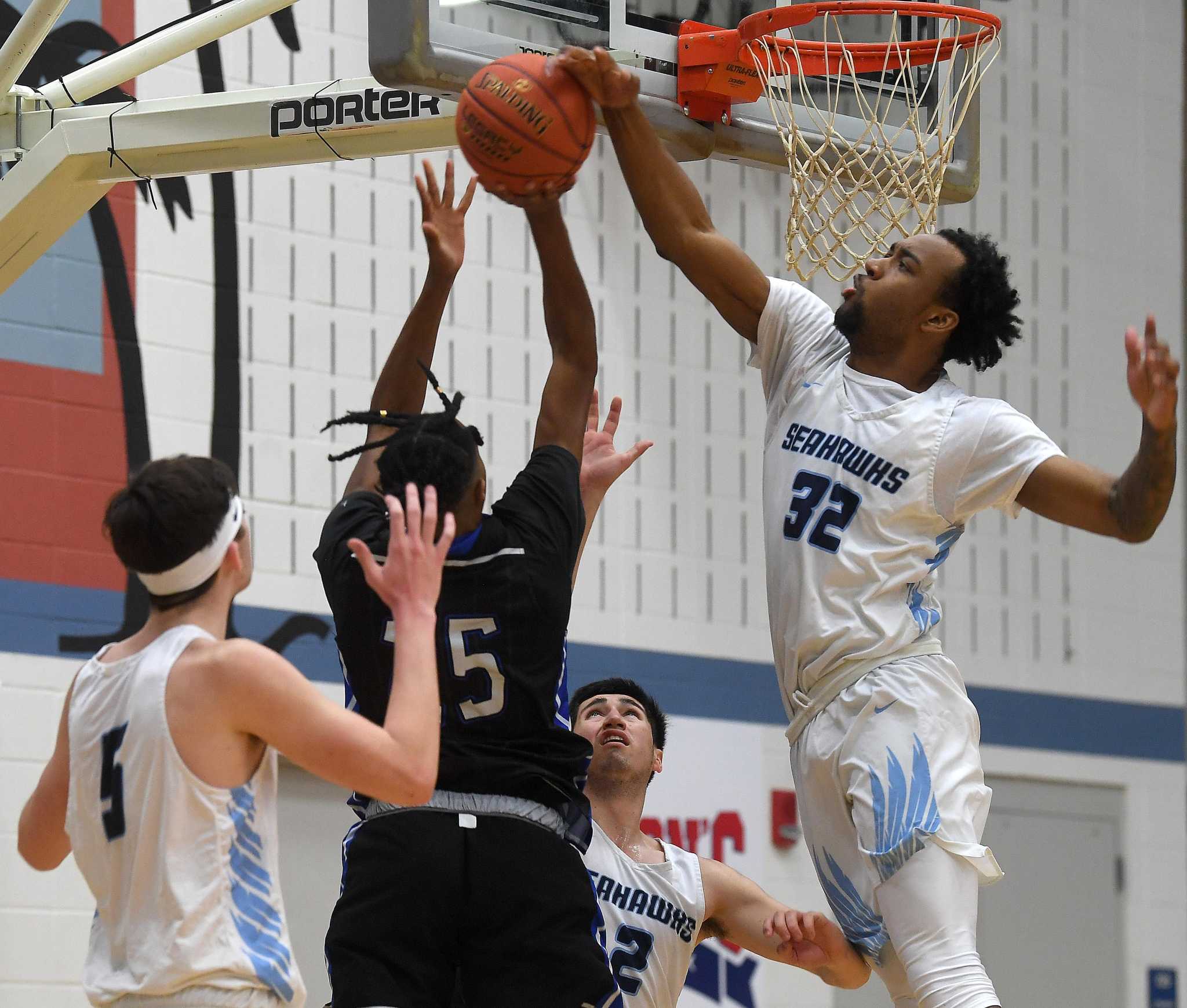 LSCPA basketball falls to Blinn at home