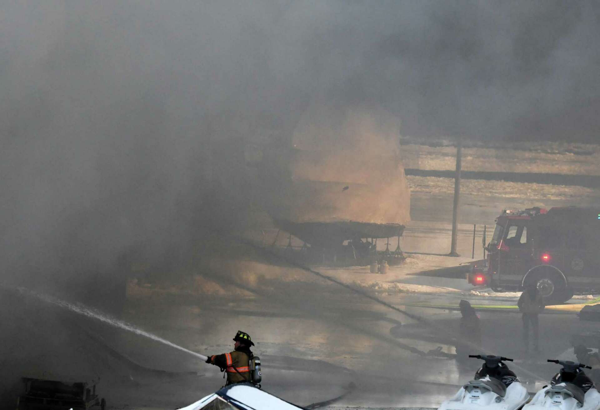 Fuel tank explosion injures marina worker, sparks major fire in Coeymans