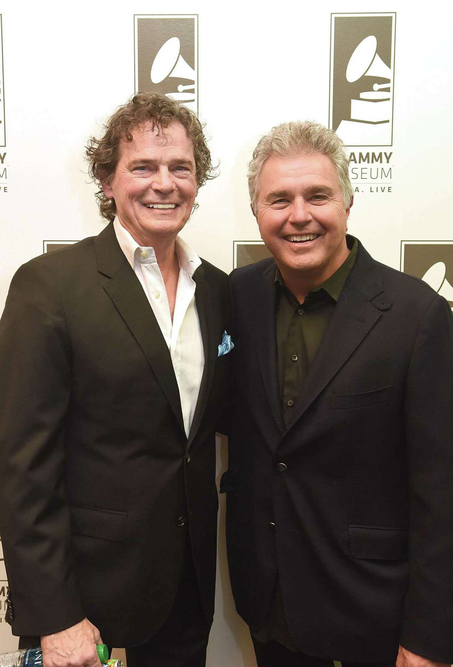 Houston native Steve Tyrell honors his hero Ray Charles with ‘Shades of ...