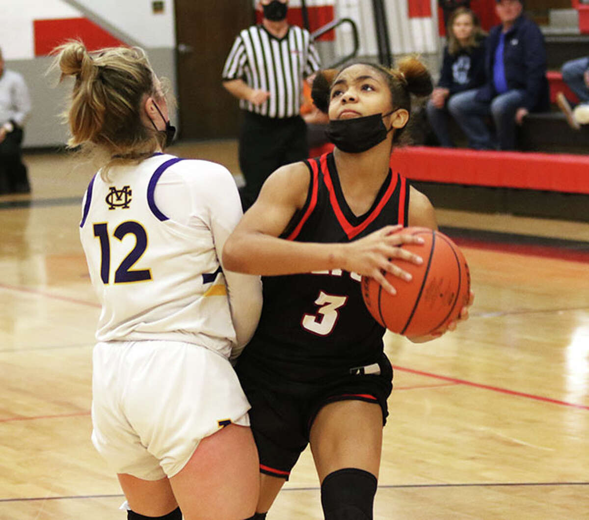 CM beats Alton, earns title shot vs. unbeaten Okawville (w/ 27 photos)