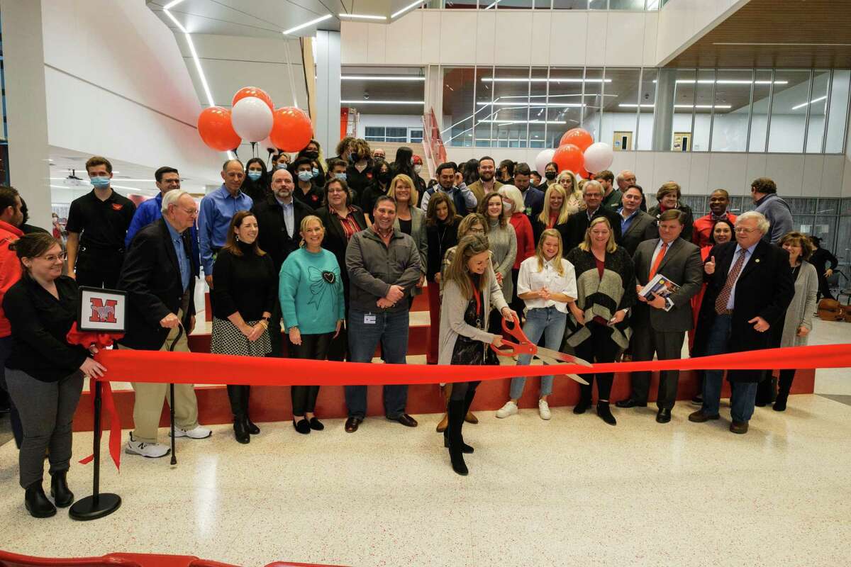 Grand opening ribbon-cutting ceremony held for new Memorial High School ...