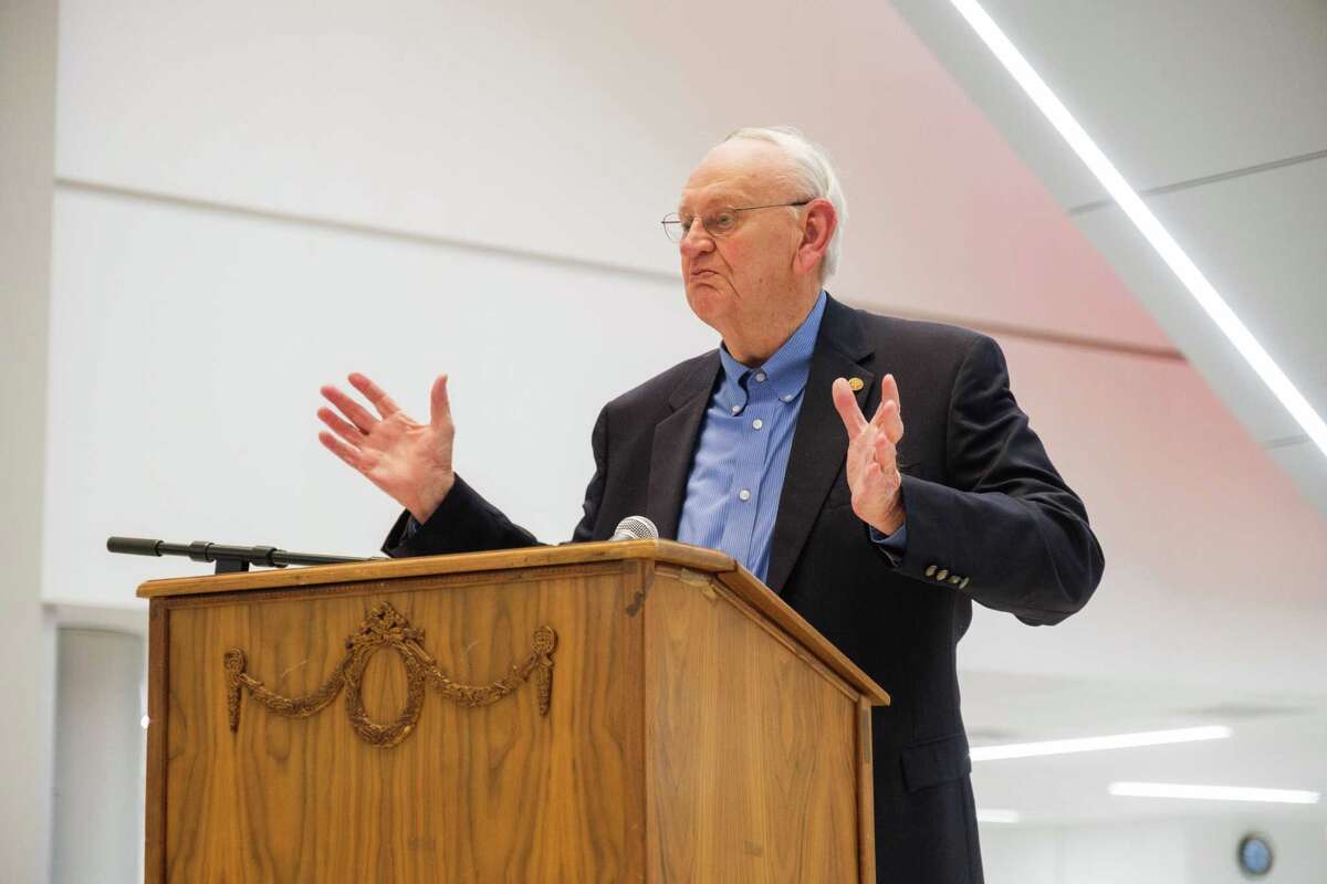 Grand opening ribbon-cutting ceremony held for new Memorial High School ...