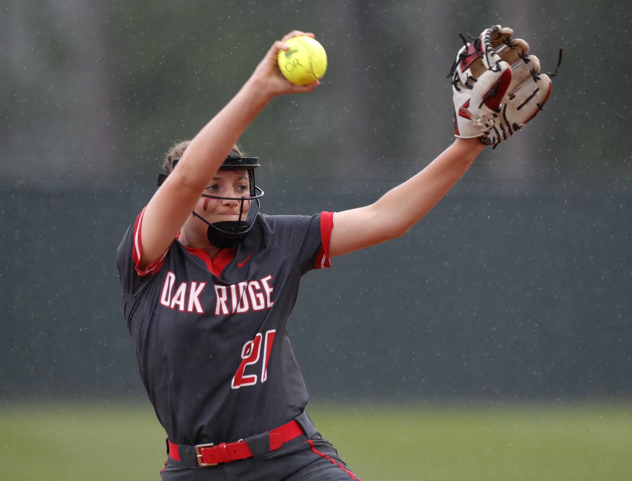 Softball roundup: Oak Ridge wins in 10 innings; Chapman strikes out 17 ...