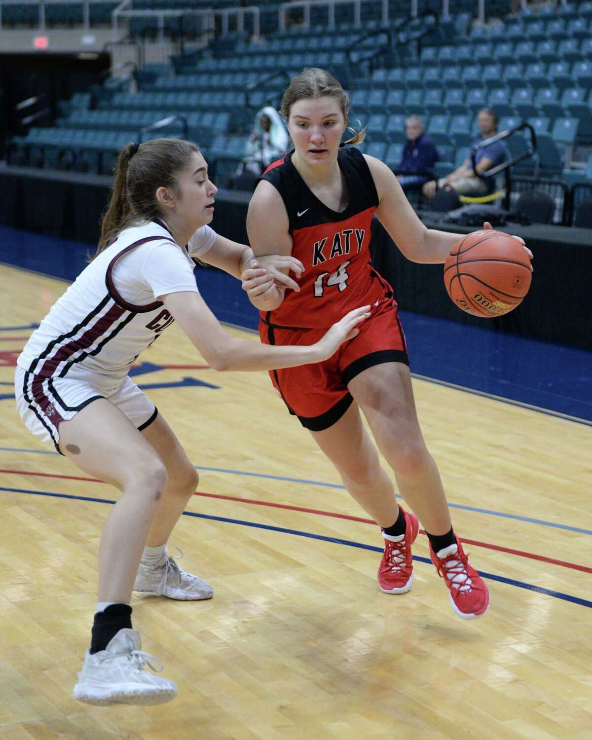 Cinco Ranch creating close race in 19-6A girls basketball