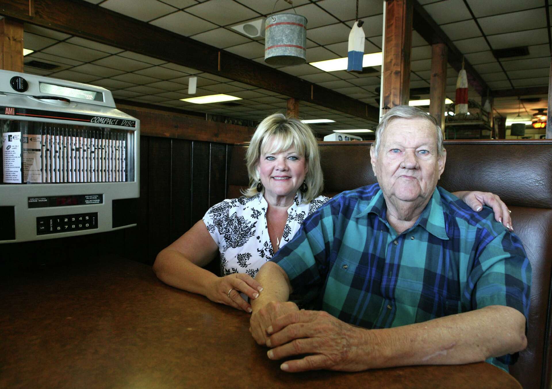 San Antonio restaurant supplied South Side school’s Wednesday enchilada ...