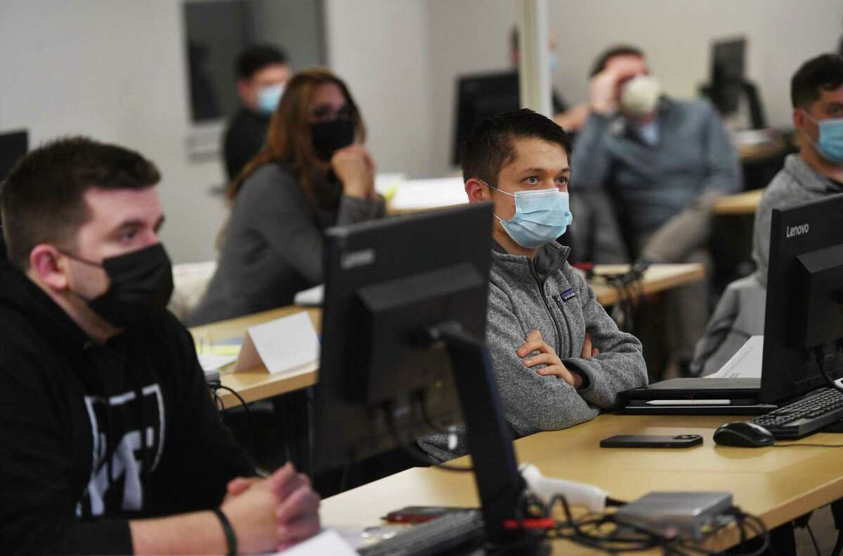 Bridgeport hospitals launch paramedic training programs