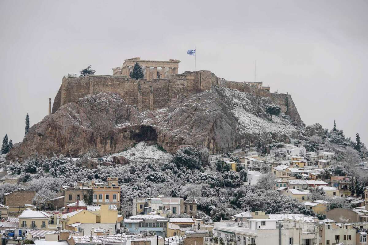 Snow blankets Athens, Greek islands and Turkey's Istanbul