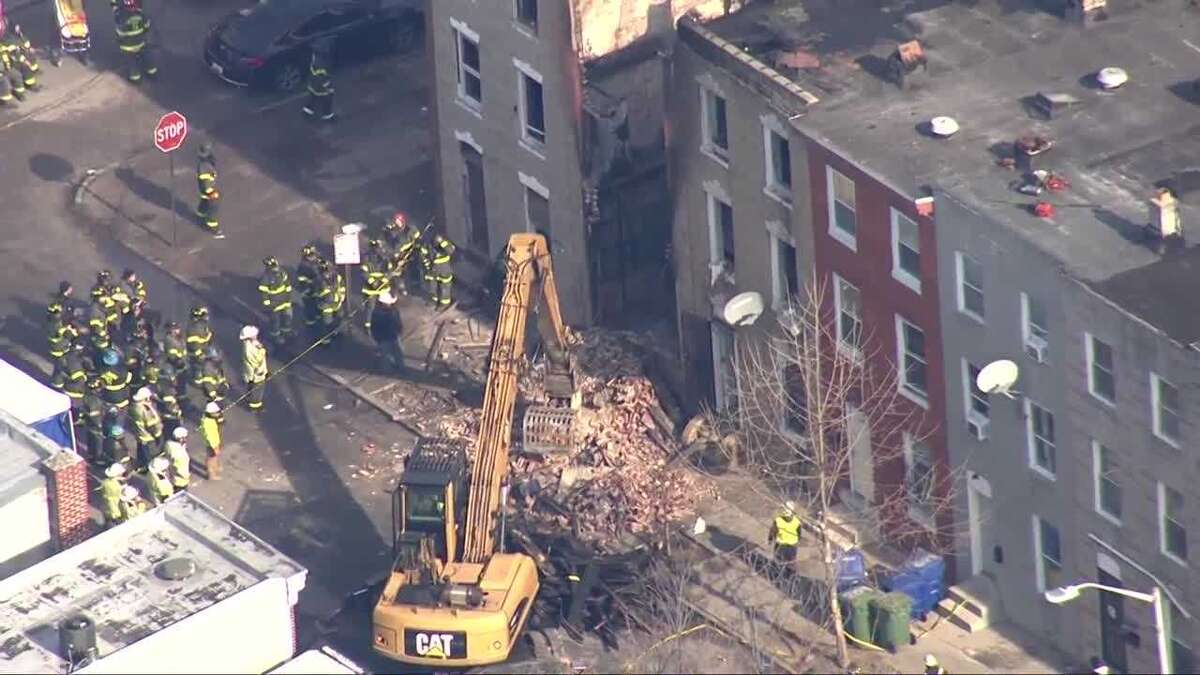 3 firefighters dead after collapse during row home fire in Baltimore