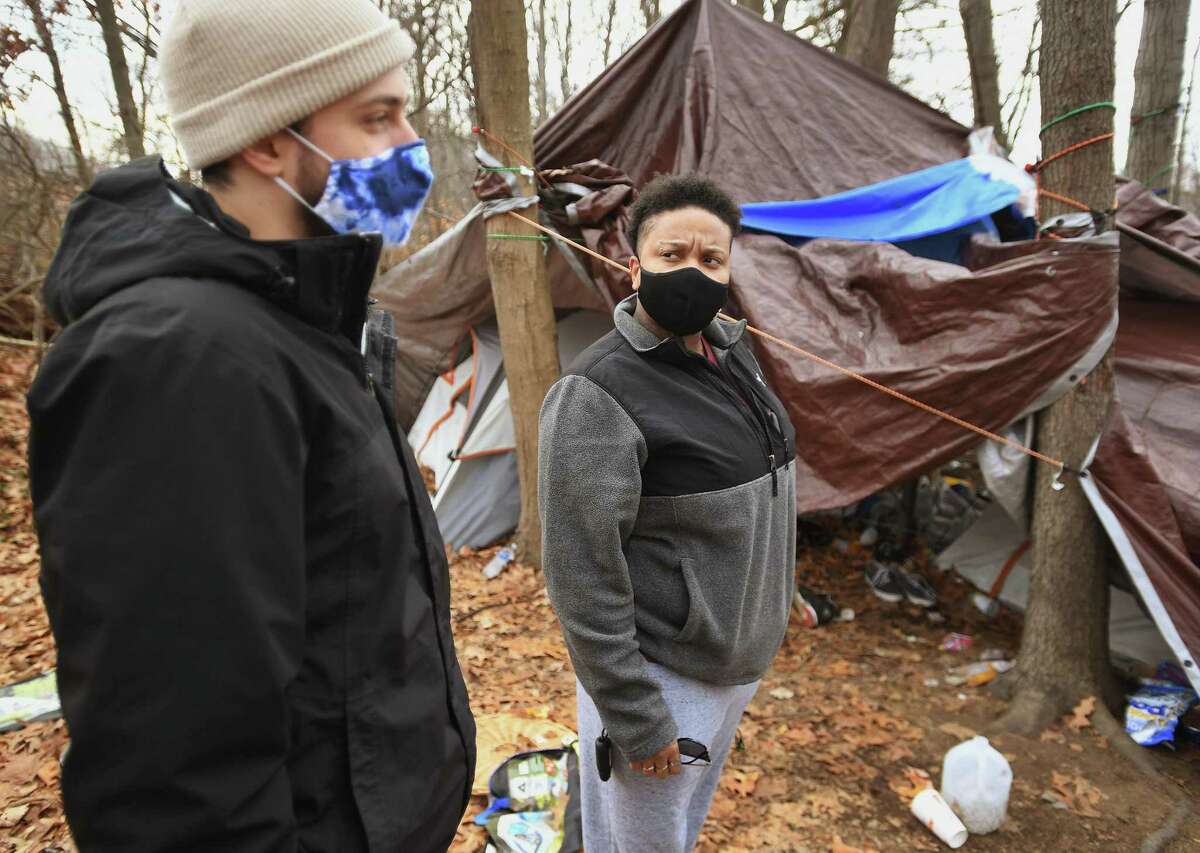 Outreach workers seek out homeless CT residents in annual count