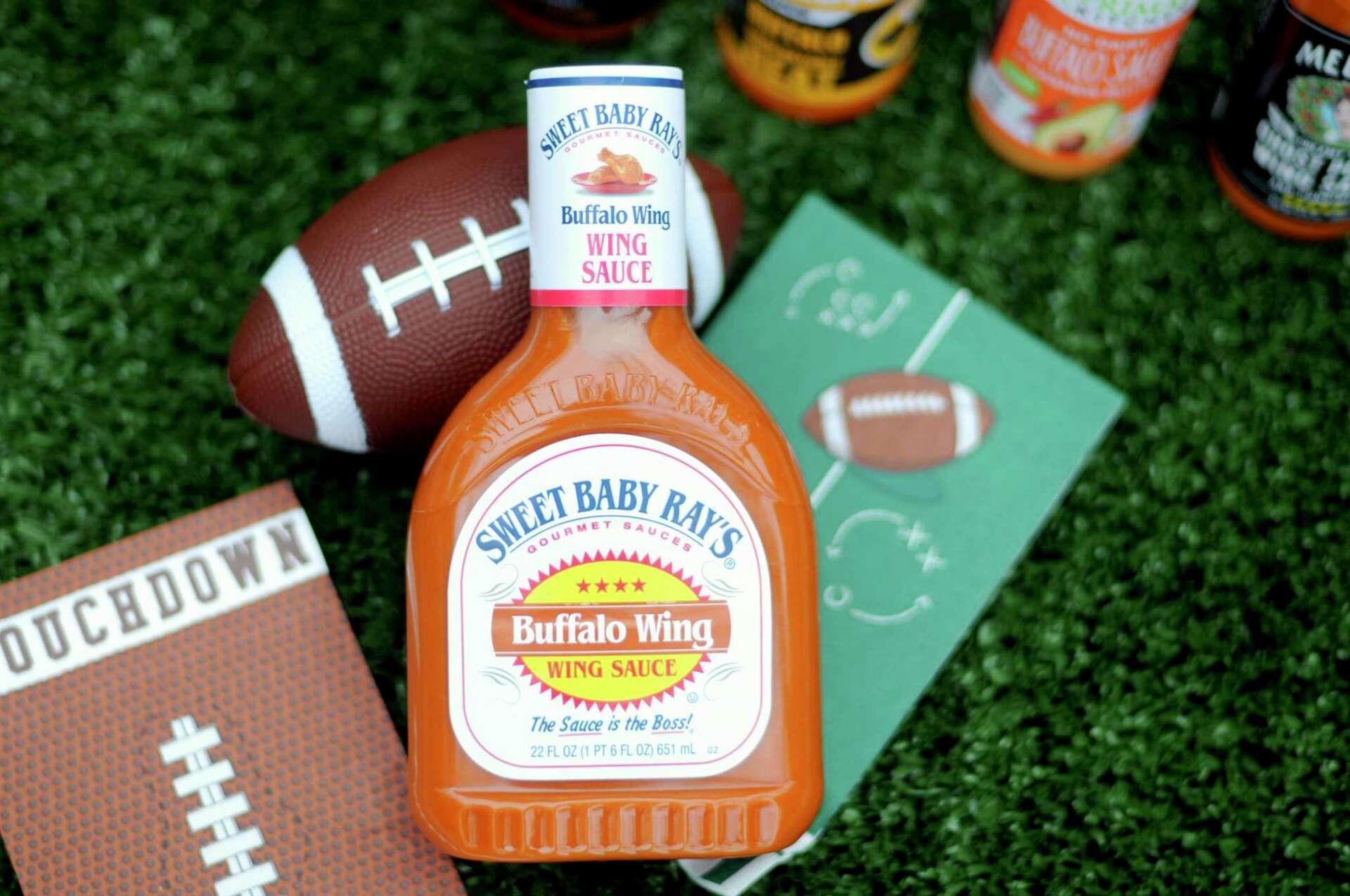 The 6 best bottled Buffalo wing sauces for your Superbowl chicken wings