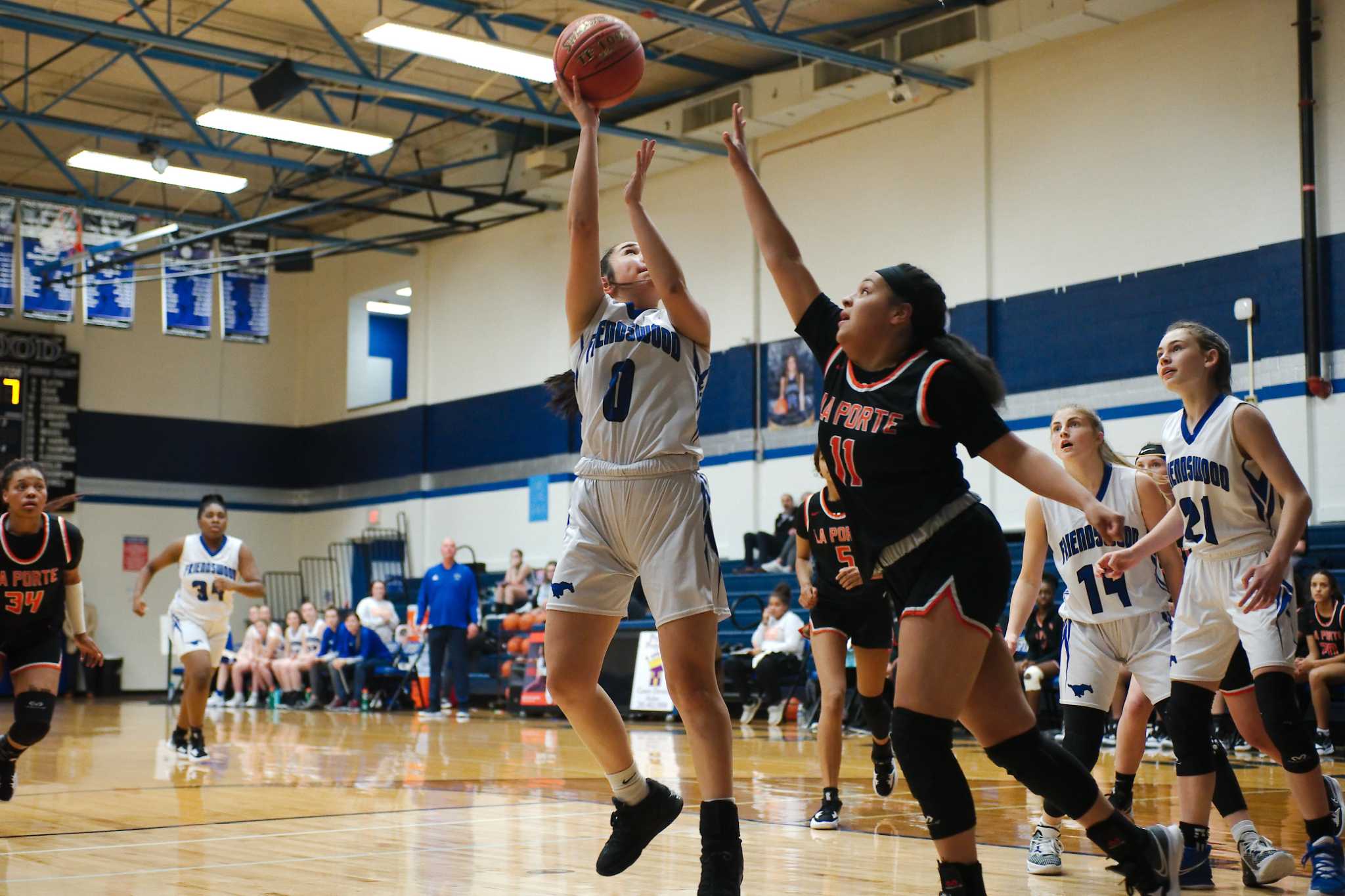 Determined Friendswood girls near playoff berth