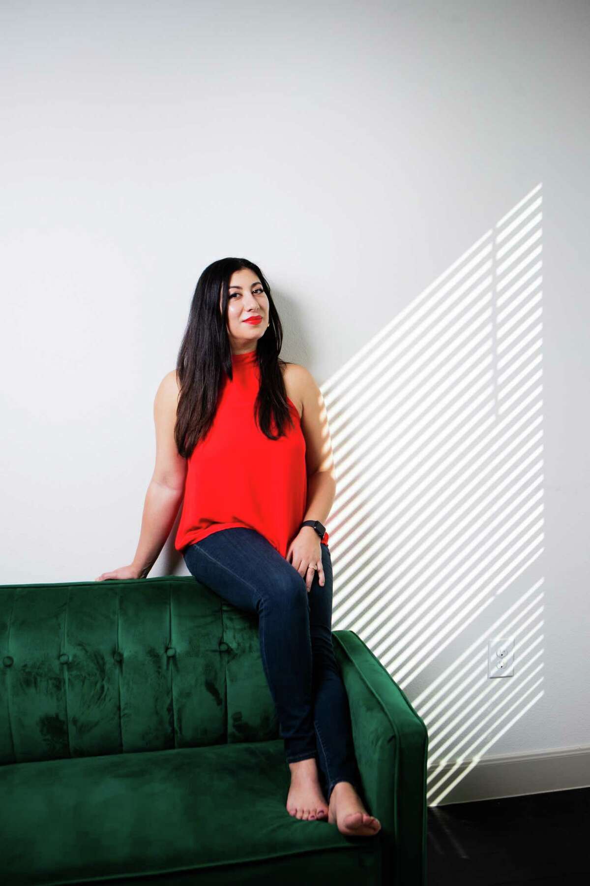 Instagram v. Reality: This Houston influencer helps discern between ...