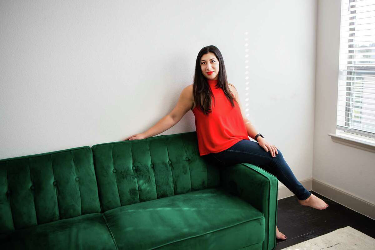 Instagram v. Reality: This Houston influencer helps discern between ...