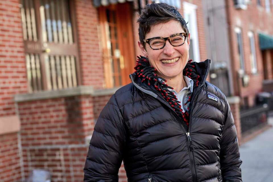 Houston poet Julia Guez dives into Costa Rican poetry, receiving NEA ...