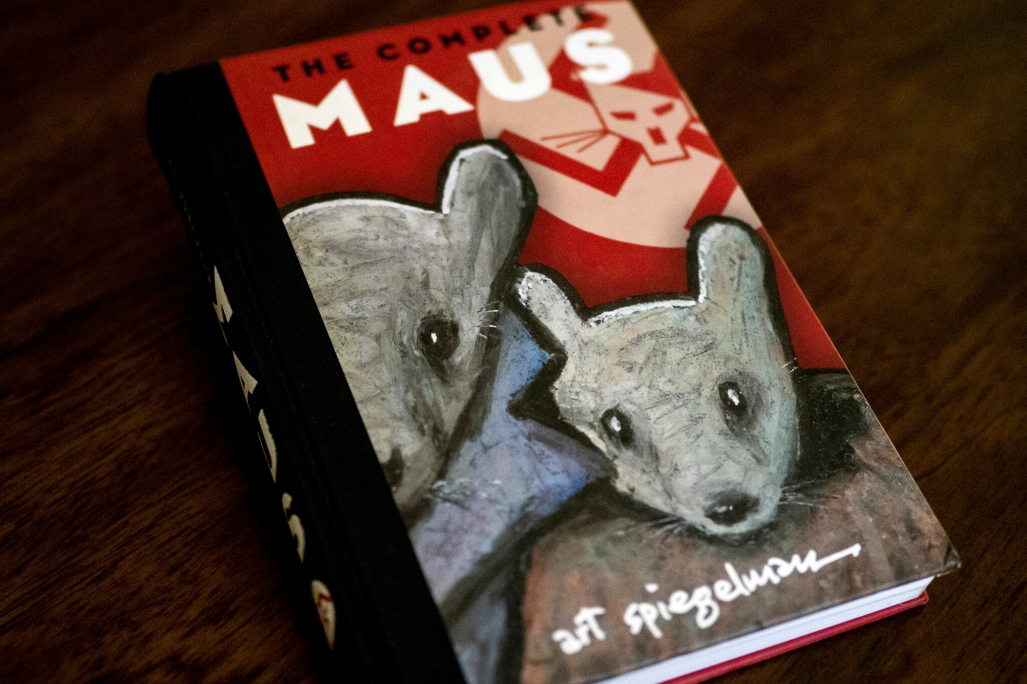 Bay Area comic shop donates copies of banned Holocaust graphic novel "Maus"