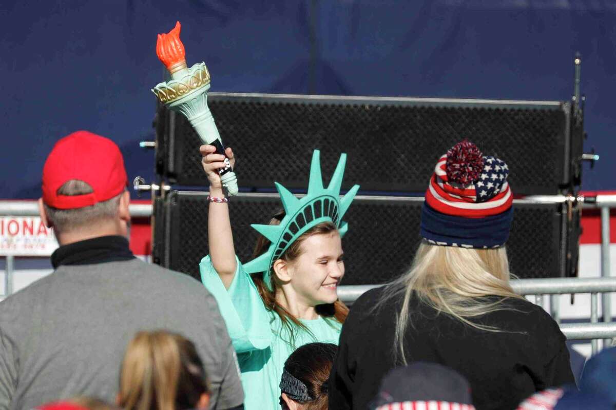 Trump diehards turn out in force for first Texas MAGA rally since he ...