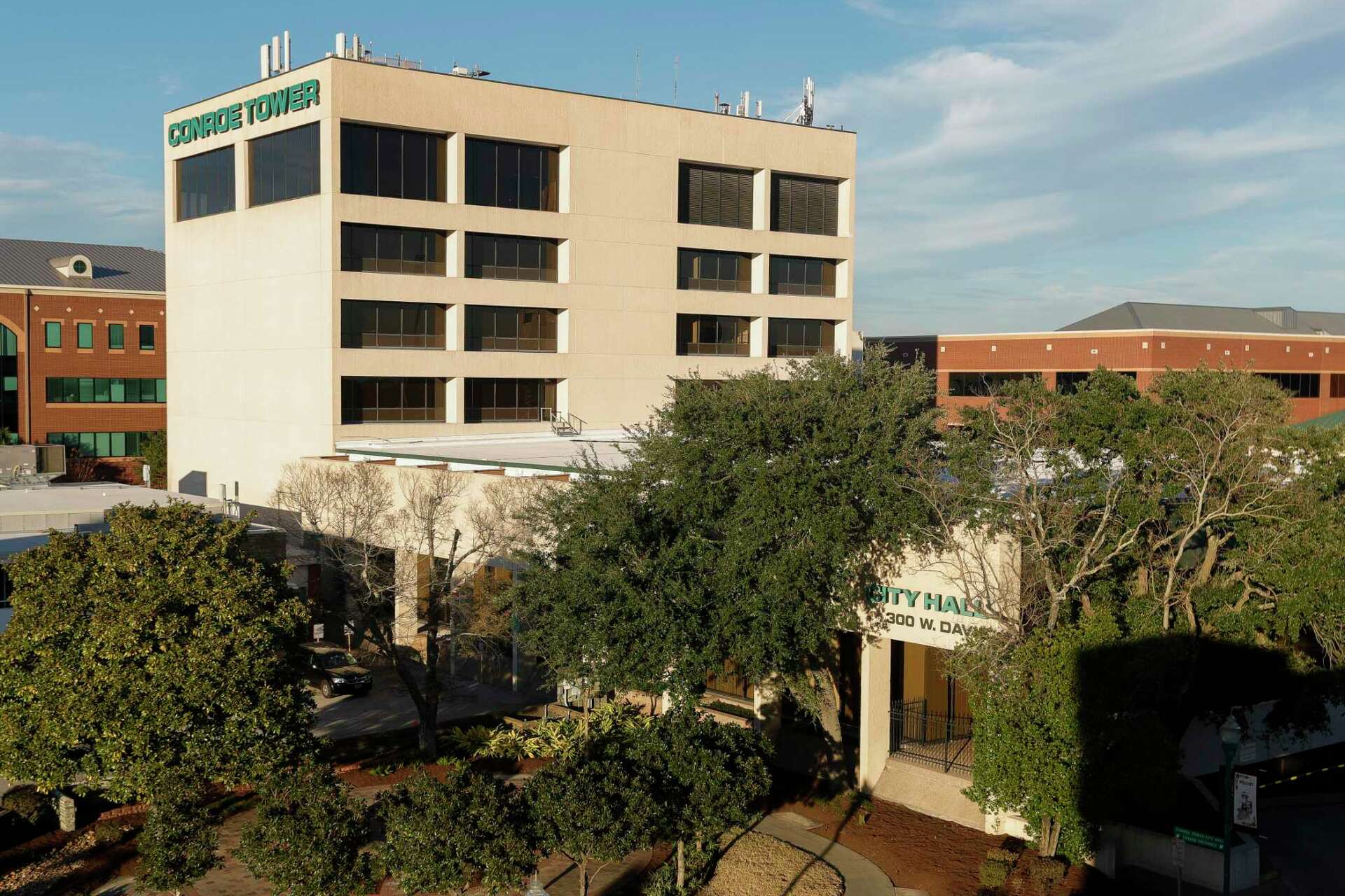 Conroe to renovate city hall to add visitors center, community room