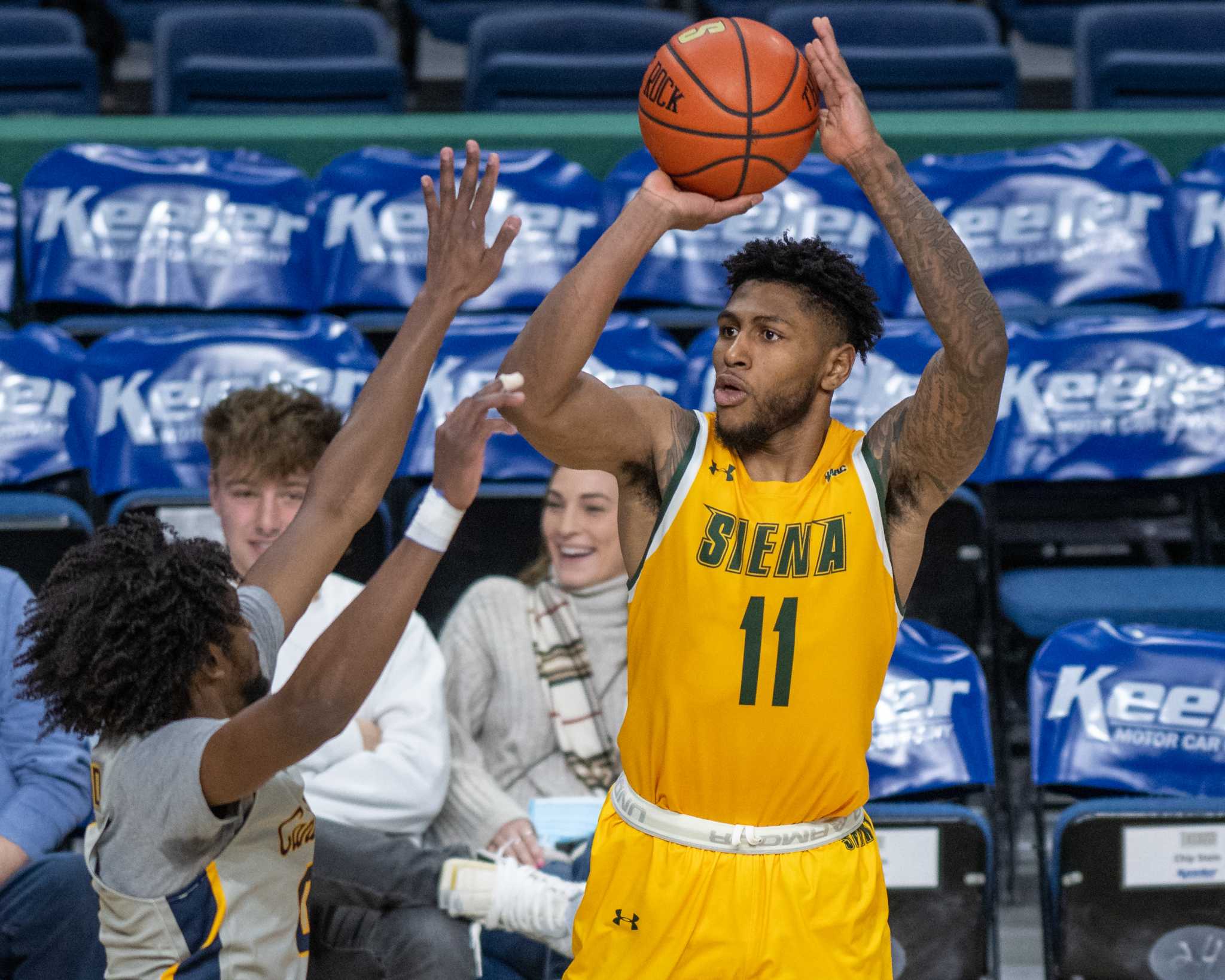 Siena men's basketball wins third straight game