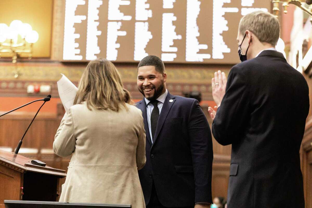 Hubert Delany sworn in, replacing Caroline Simmons in CT House ...