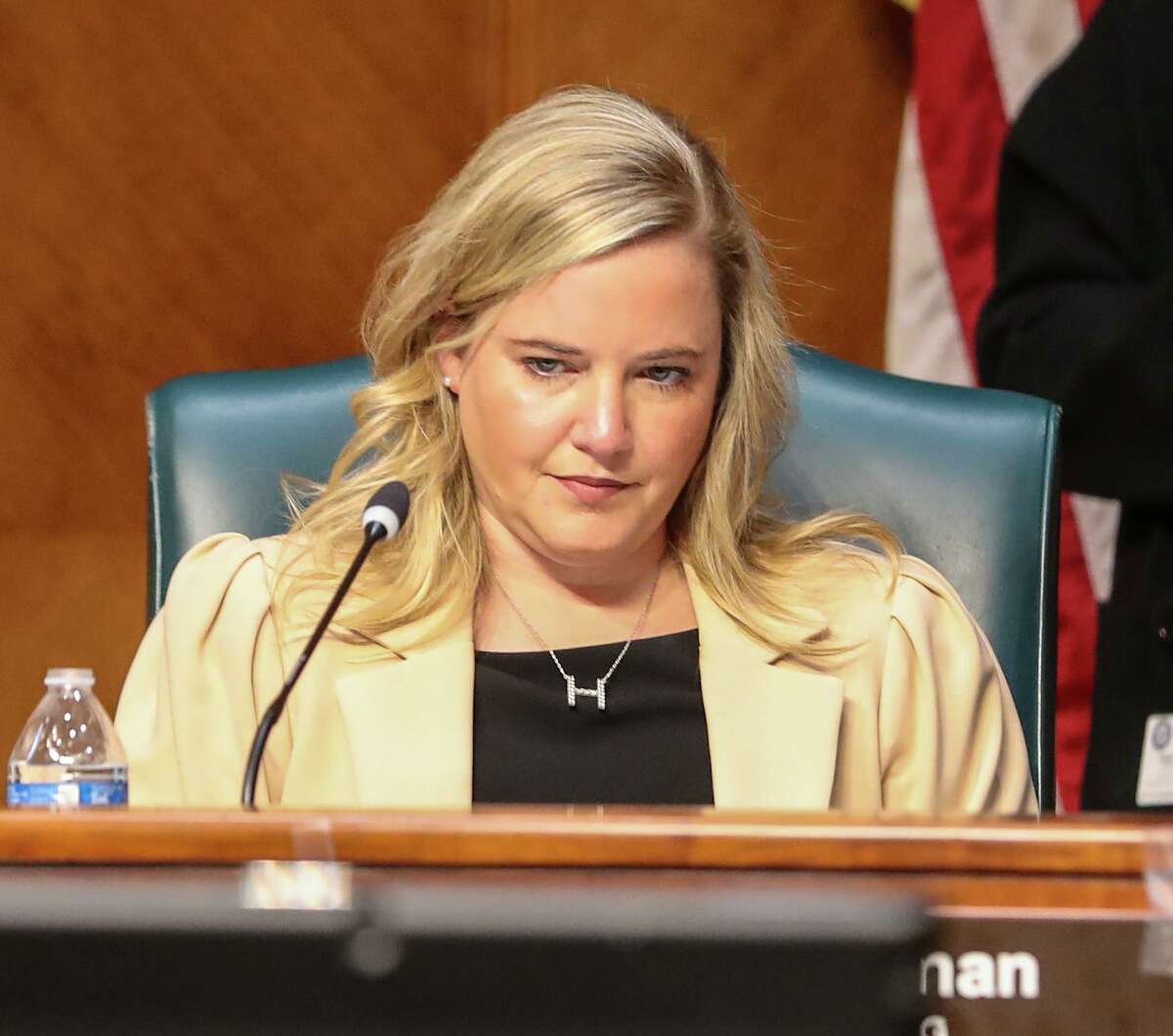 Huffman sworn in as Houston City Council says goodbye to Travis