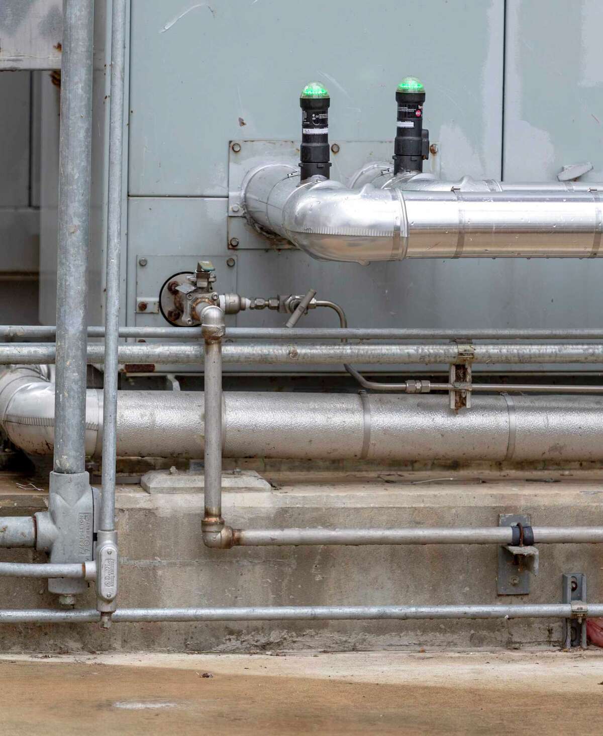 Insulated tents, space heaters: CPS Energy says its power plants are ...